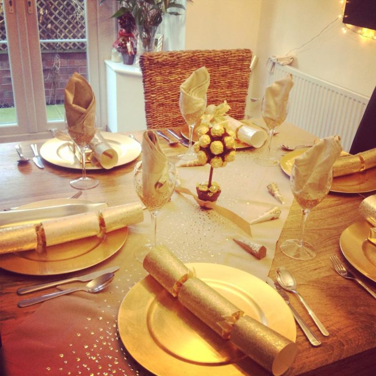 How to Dress a Dinner Party Table - Remie's Luxury Blog